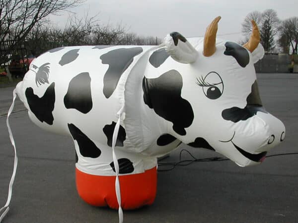 INFLATABLE RODEO COW - C2J